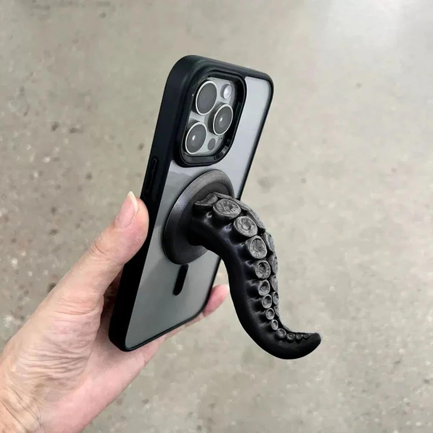 Octopus-shaped phone stand with a magnetic feature – Luxe Cart