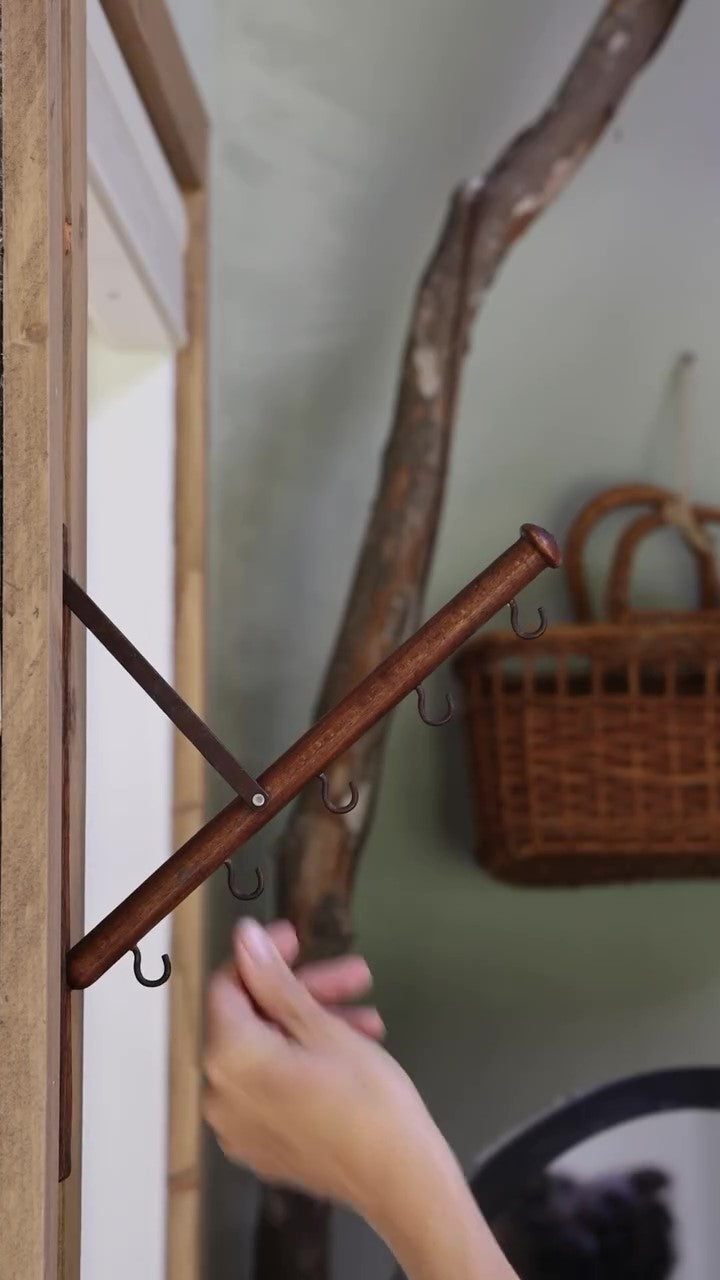 WOOD Vintage / Antique Handee Hanger – Luxe Cart